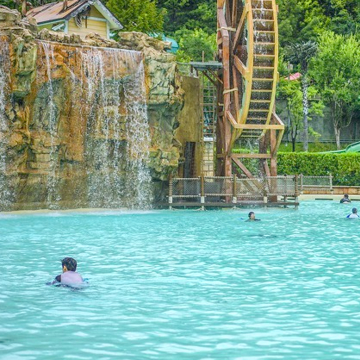 EVERLAND RESORT