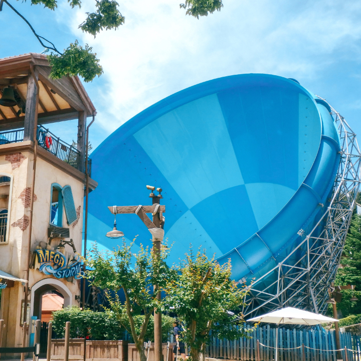 EVERLAND RESORT